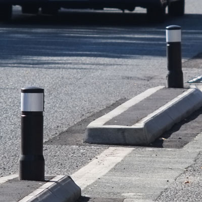 Edgeliner™ Bollard - Glasdon UK