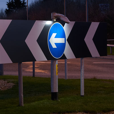 Lumino City™ LED Traffic Sign Light with Free Delivery* - Glasdon UK