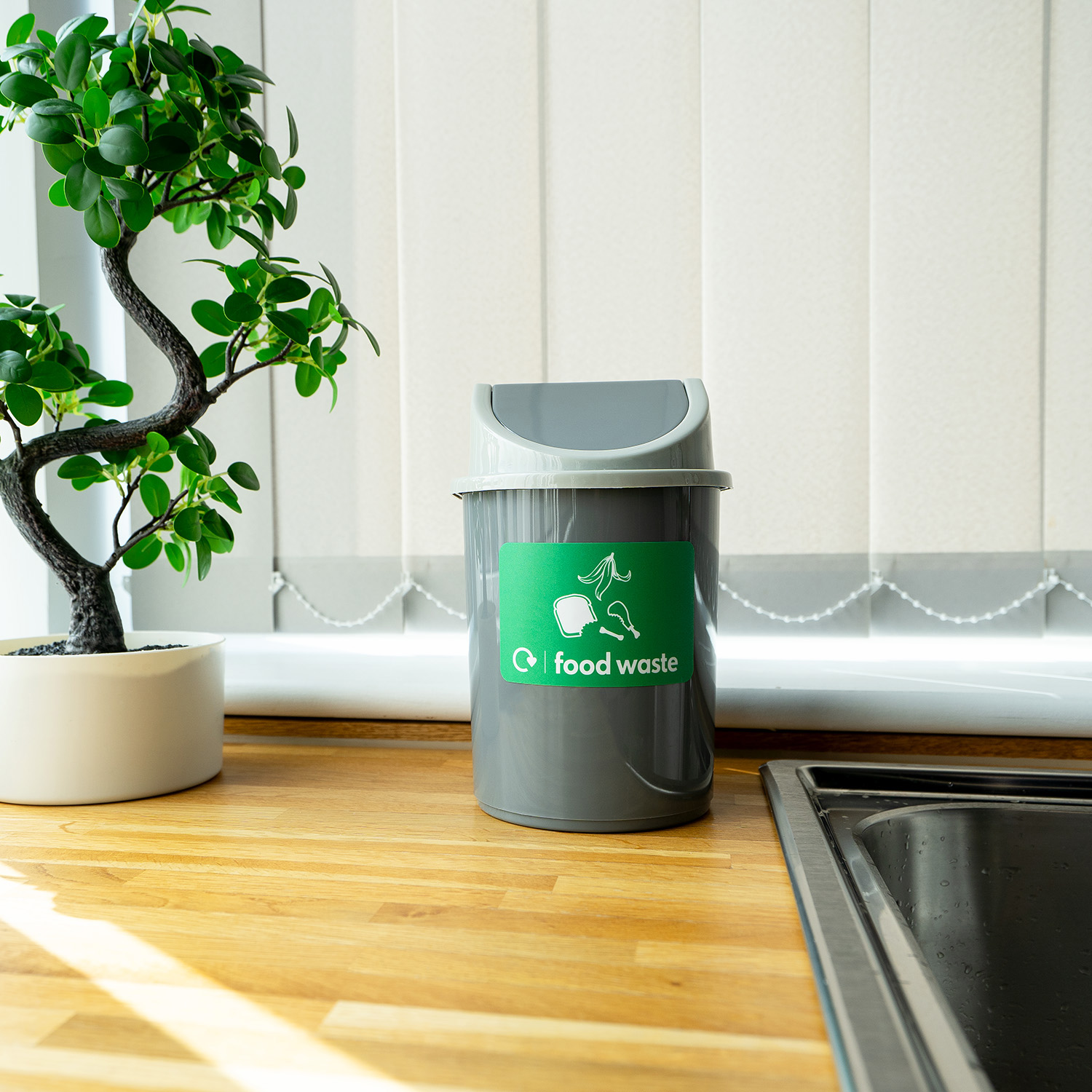 Nexus® 2.5 Desktop Food Waste Recycling Bin & Express Delivery