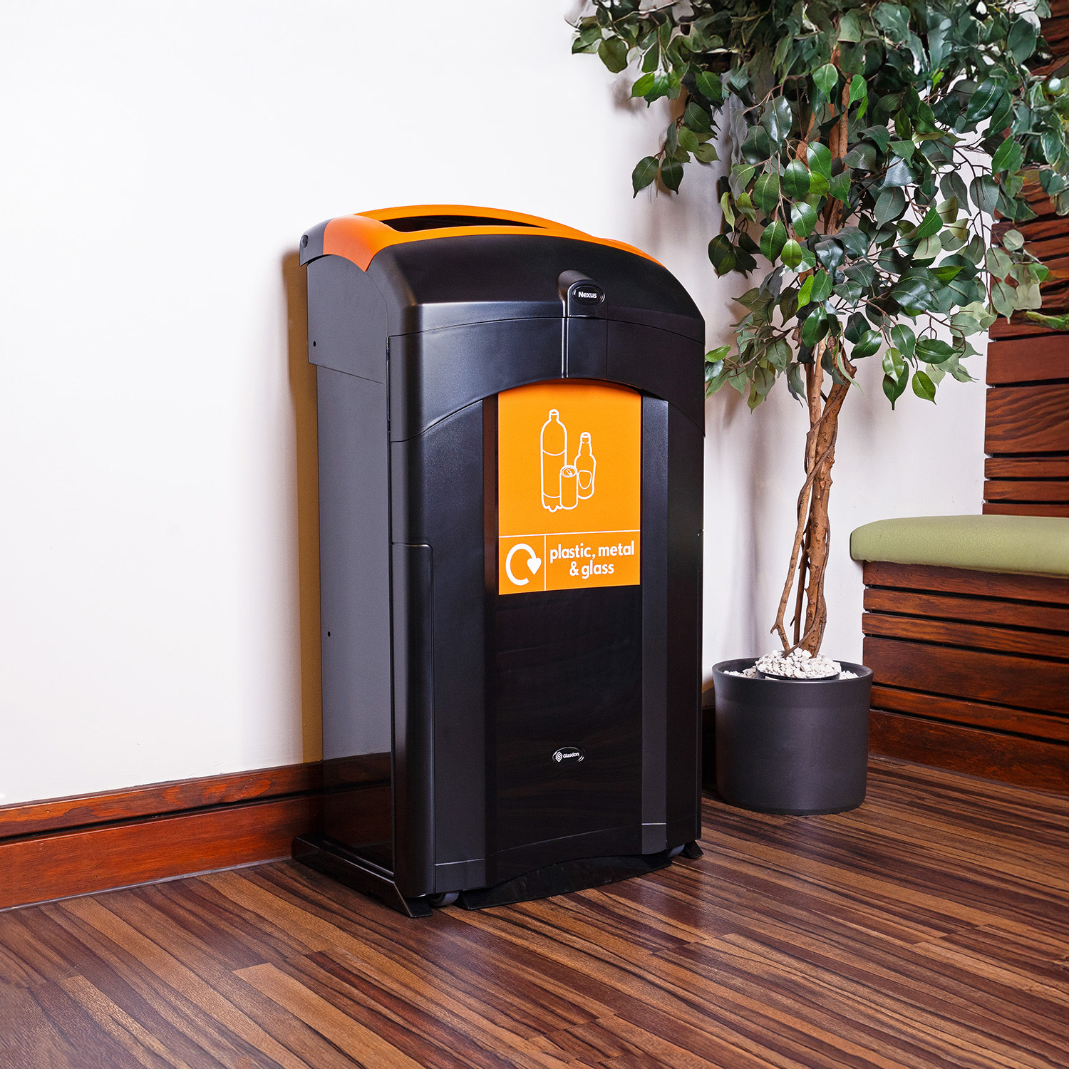 Nexus® 100 Plastic, Metal & Glass - Glasdon UK