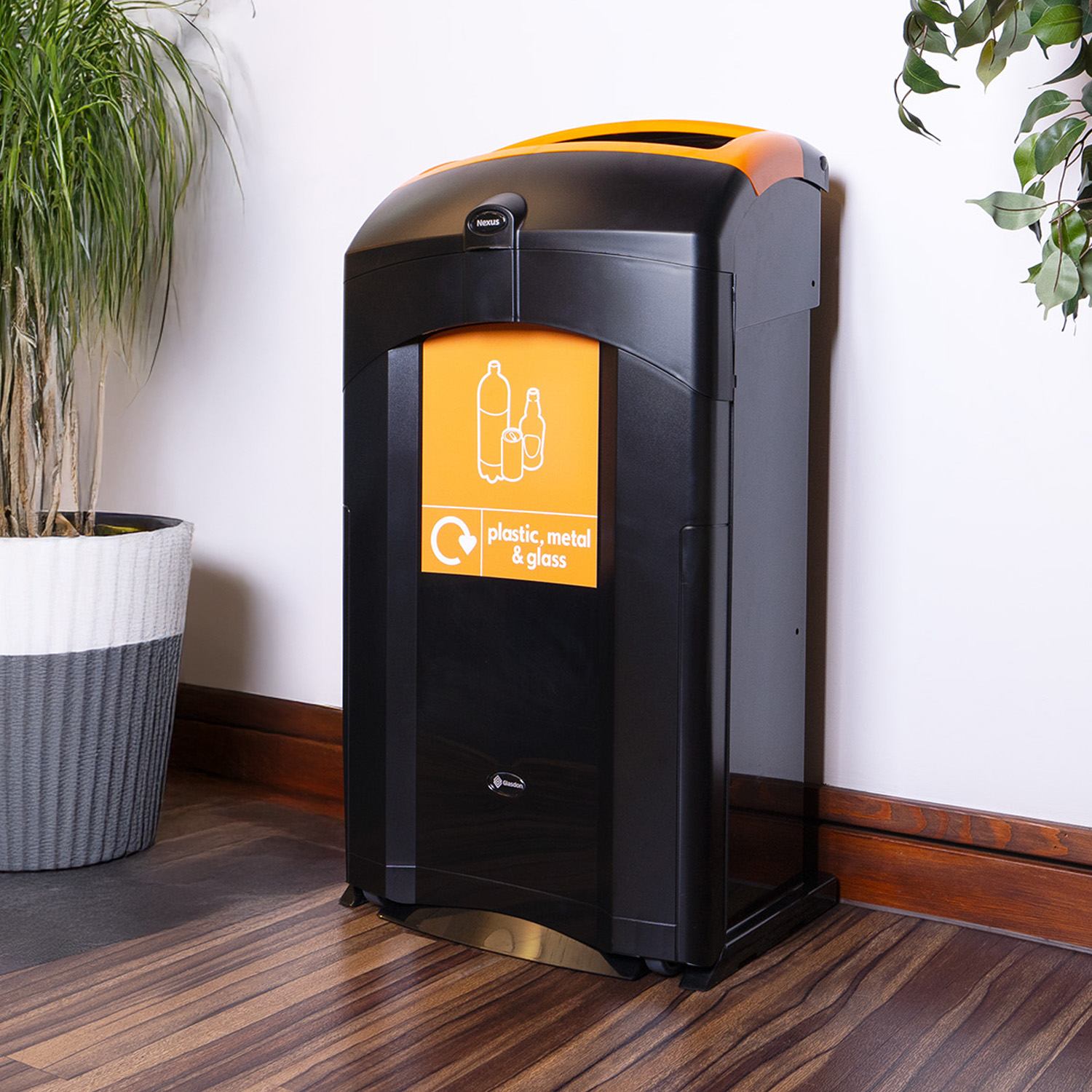 Nexus® 100 Plastic, Metal & Glass - Glasdon UK