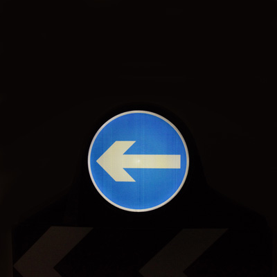 Orbital™ Chevron Sign - Ideal for Marking Roundabouts - Glasdon UK