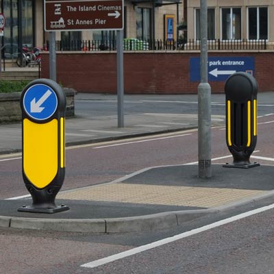 Rebound Signmaster™ Ultra Bollard - High-grade Reflectivity - Glasdon UK