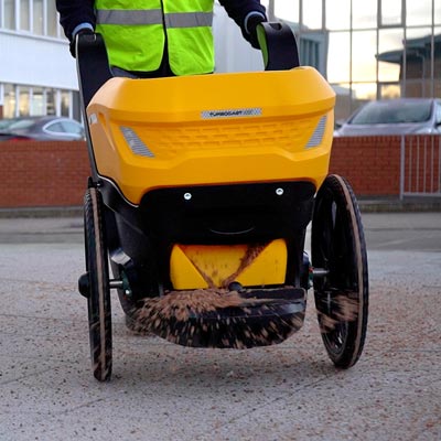 Turbocast 400™ Salt Spreader - Easy to Maintain
