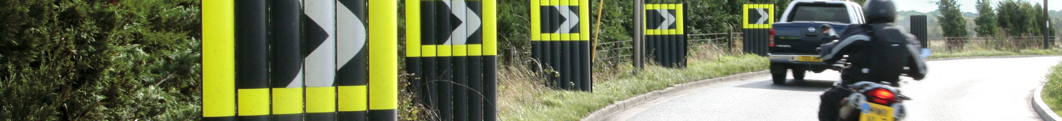 Chevron Road Signs & Chevroflex Boards - Glasdon UK