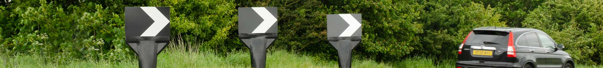 Chevron Road Signs & Chevroflex Boards - Glasdon UK